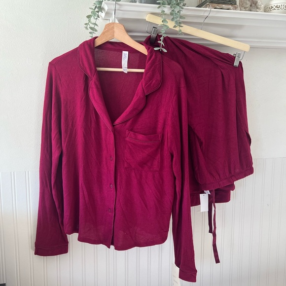 stars above | Intimates & Sleepwear | Nwt Stars Above Burgundy Top ...